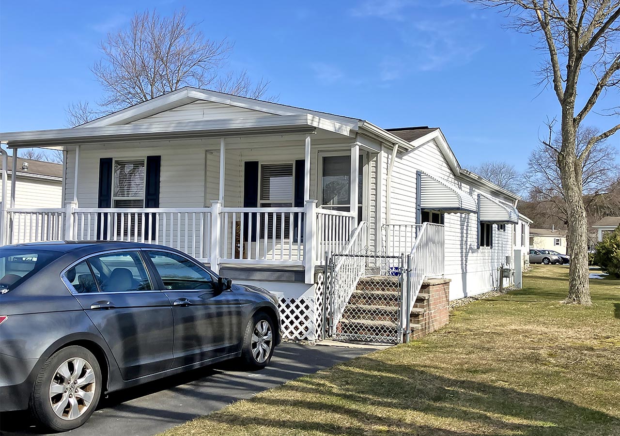 365 Village Drive East | Hometown America