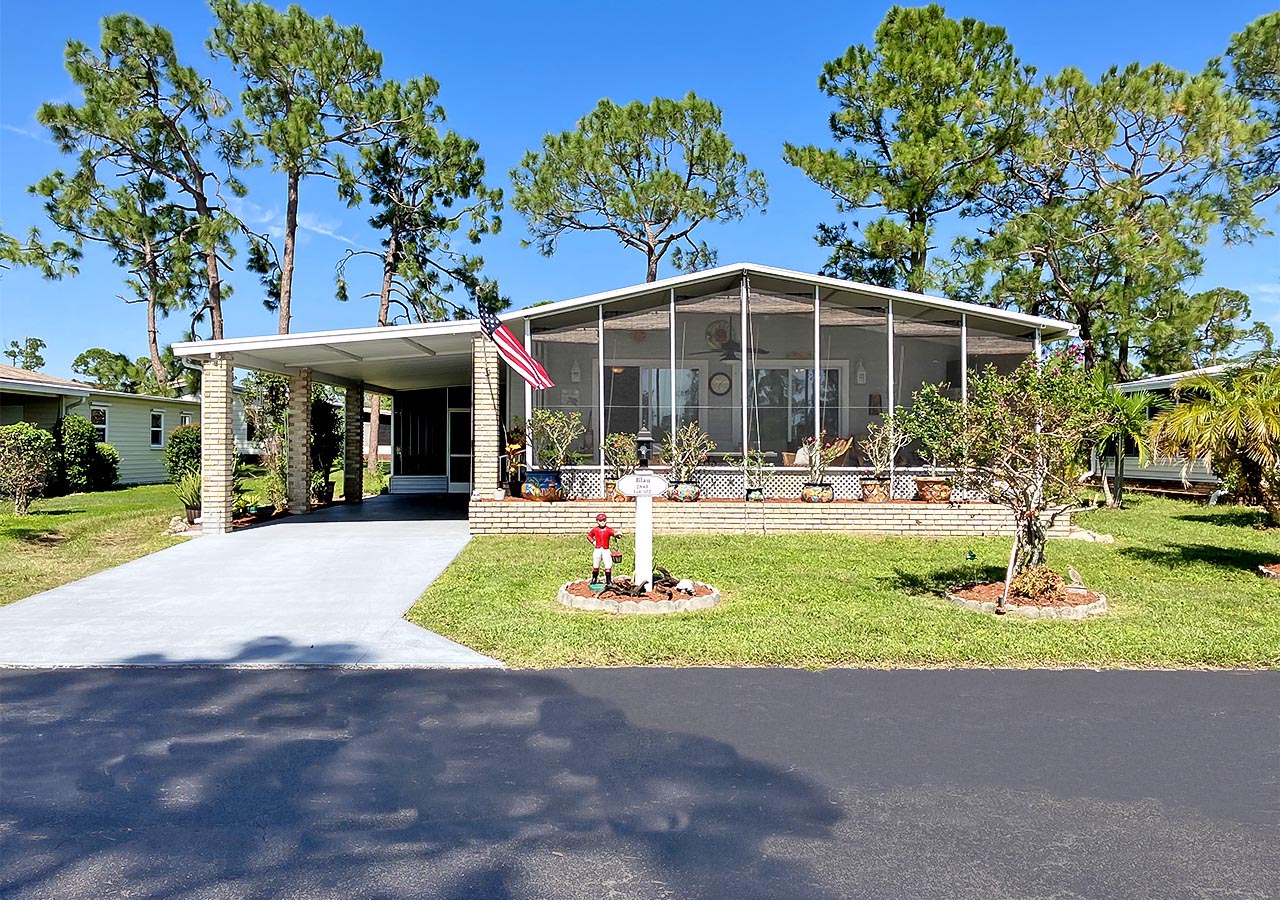 2841 TARA LAKES CIR. #502 | Hometown America