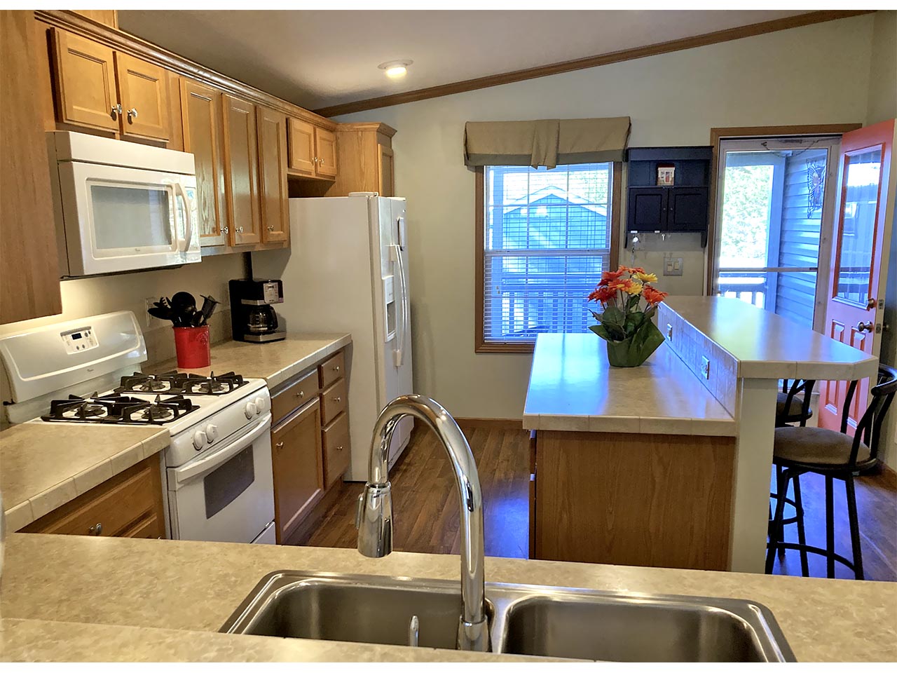 21674 E Street | Hometown America