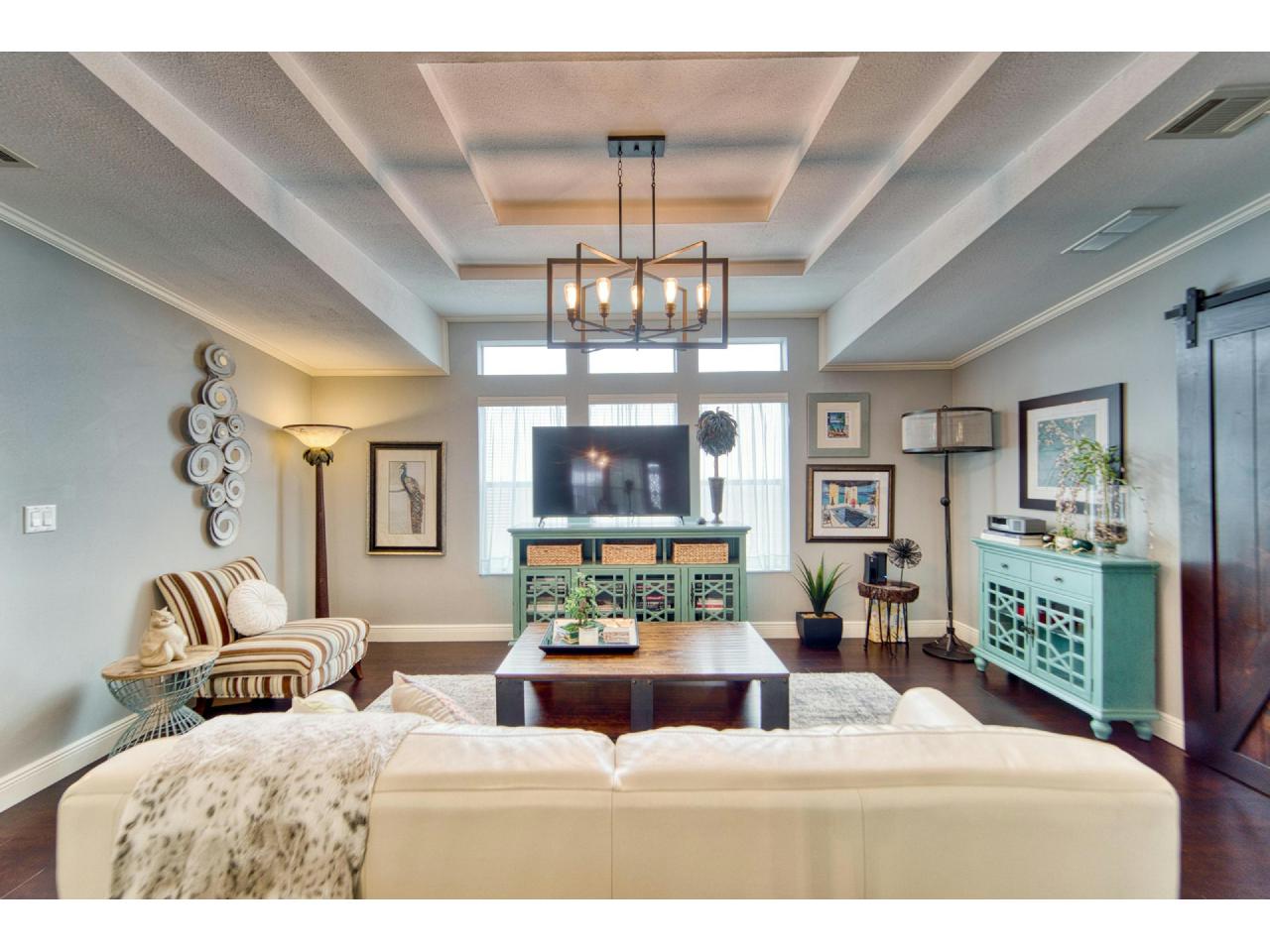 4449 Hamlin Way | Hometown America