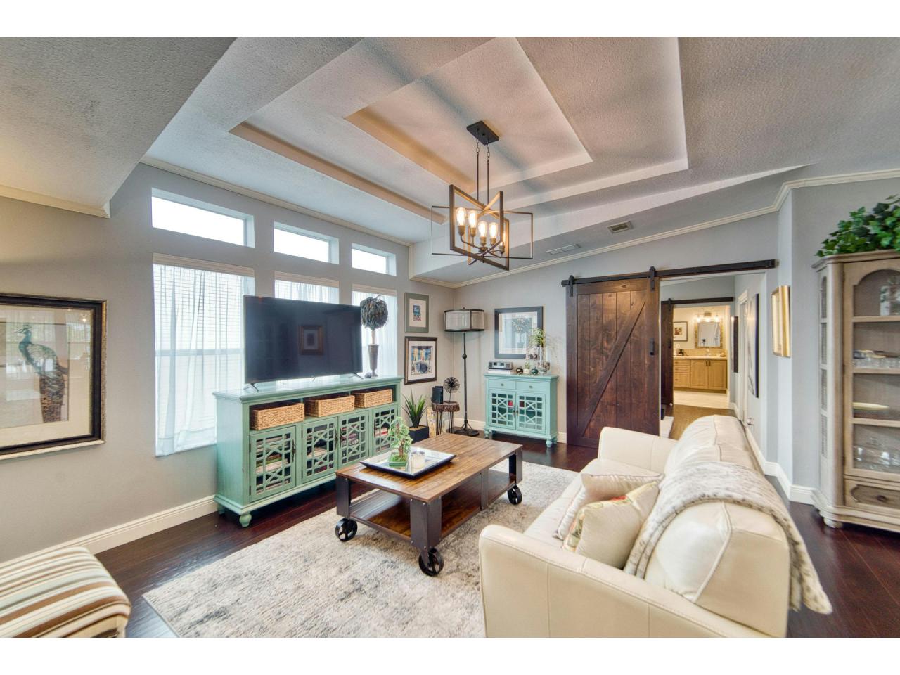 4449 Hamlin Way | Hometown America