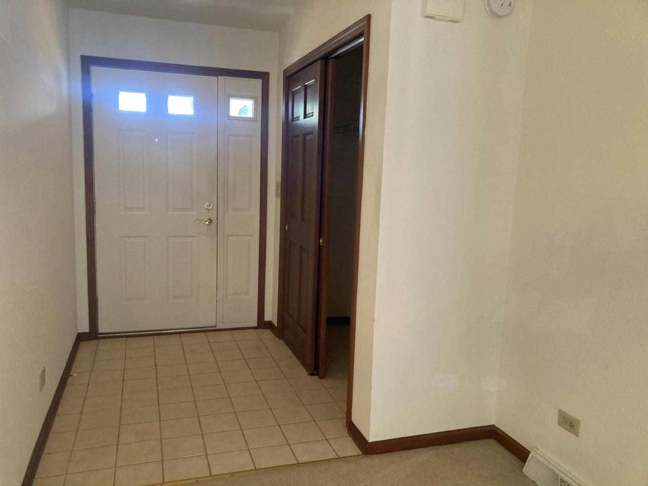 9 Hialeah Court | Hometown America