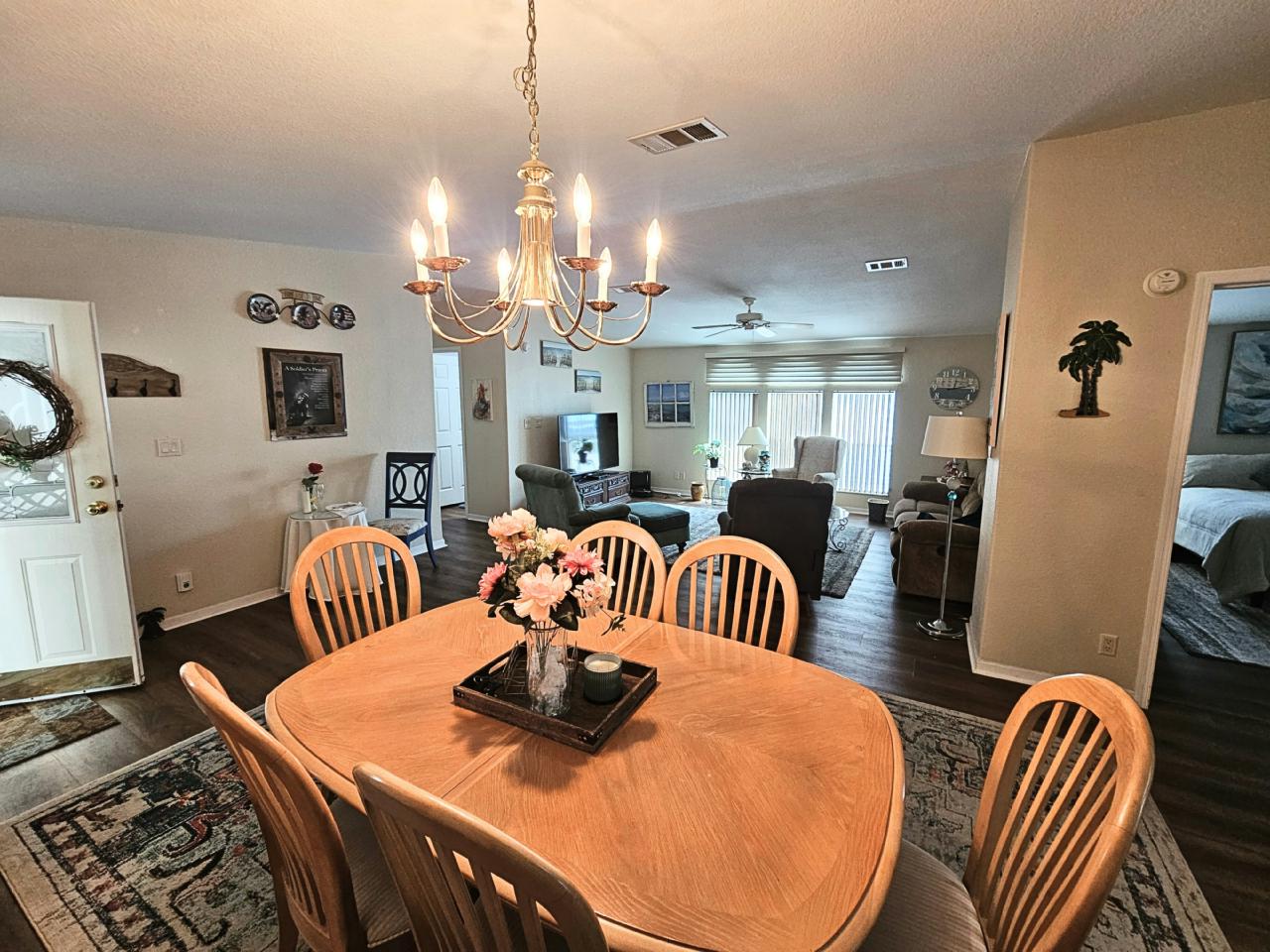 1677 Primrose Lane | Hometown America