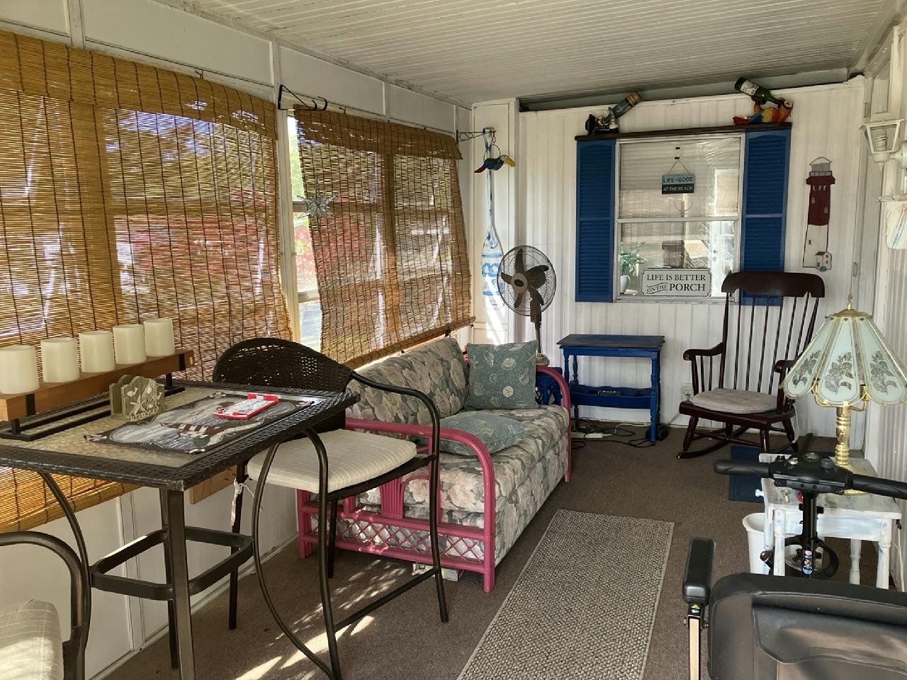 44 NANCY LN. | Hometown America